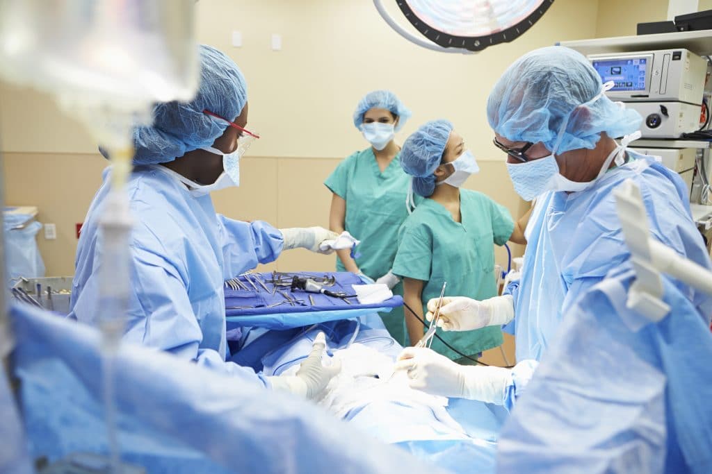 Surgical Technology Program | CBD College | Los Angeles, CA